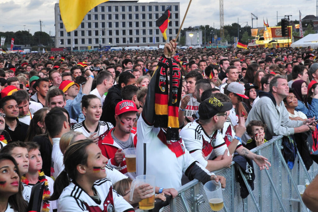 Die Lange Rote ist der Verkaufsschlager unter den Würsten - Freiburger ...